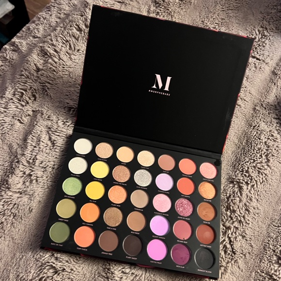 Morphe | Makeup | Morphe 35 D Desert Bouquet Eyeshadow Palette | Poshmark